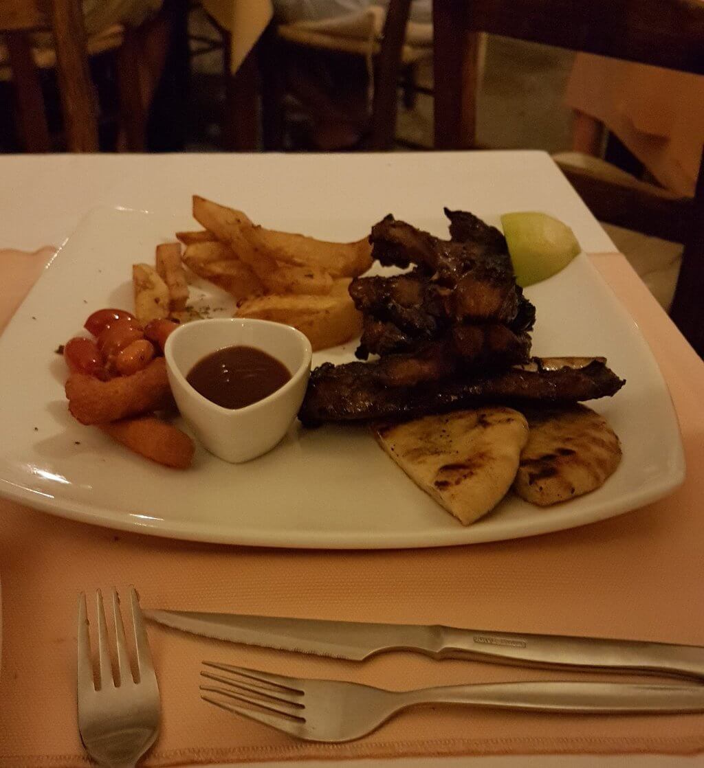 ΘΟΛΟΣ (Tholos Restaurant) | VriskoLysi